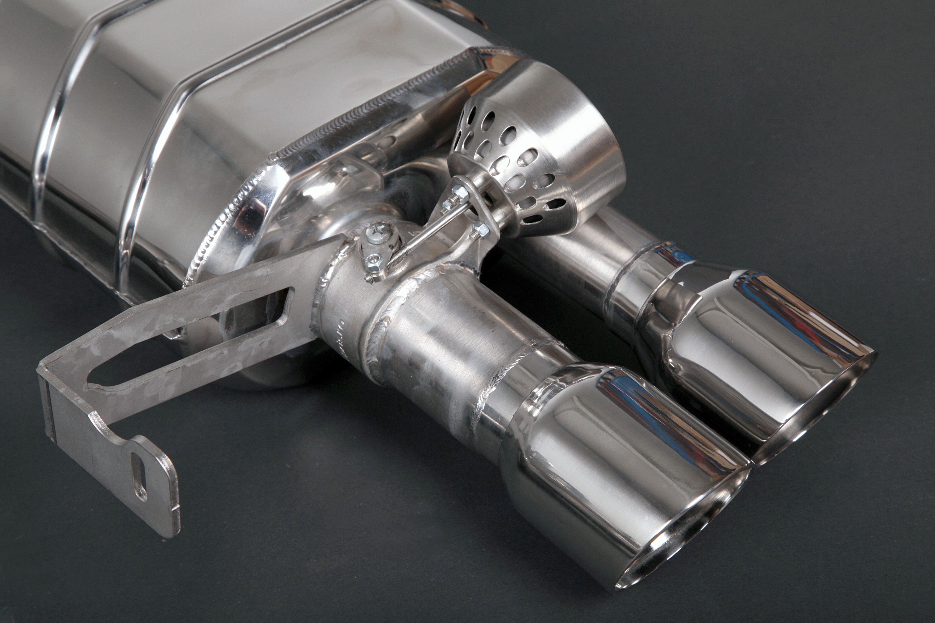Capristo Valved Exhaust + Mid-Pipes (CES3) - BMW E92 M3 | Capristo Exhaust