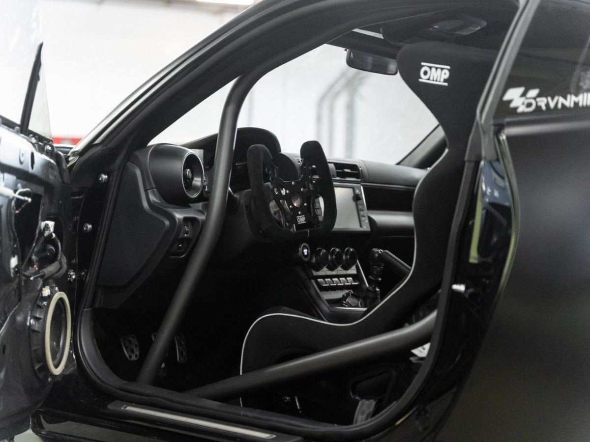 Full Roll Cage Interior